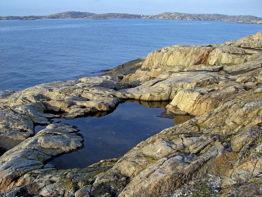 Klippor - Klädesholmen, Bohuslän, Sverige - Karinlorvik - Reseguiden