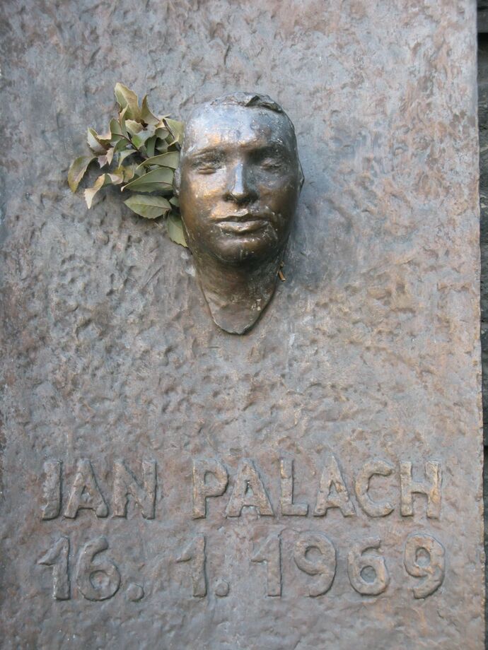 Jan Palach - Prag, Tjeckien - Sierra - Reseguiden
