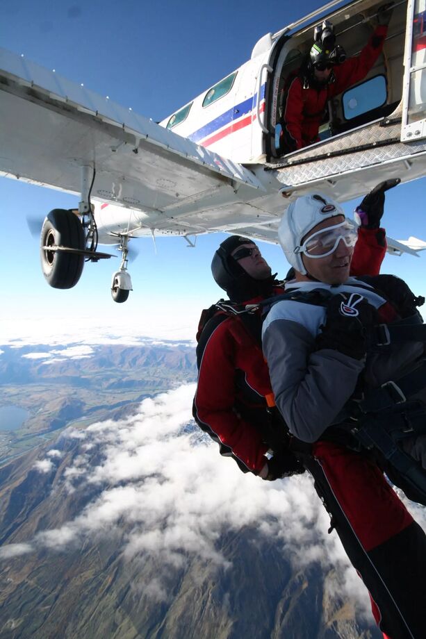 Skydiving! - Queenstown, Sydön, Nya Zeeland - Danielreser - Reseguiden