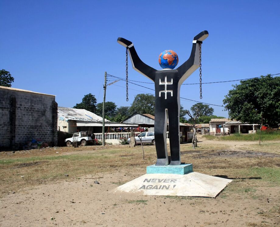 Jufureh - Albreda - Gambia - Schlyter - Reseguiden