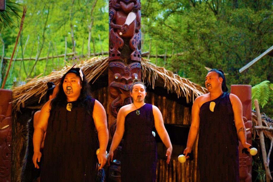 Maori Show. - Rotorua, New Zealand - Bejjan888 - Reseguiden