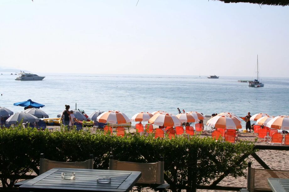 Valtos strand - Parga, Grekland - Reslangtan - Reseguiden