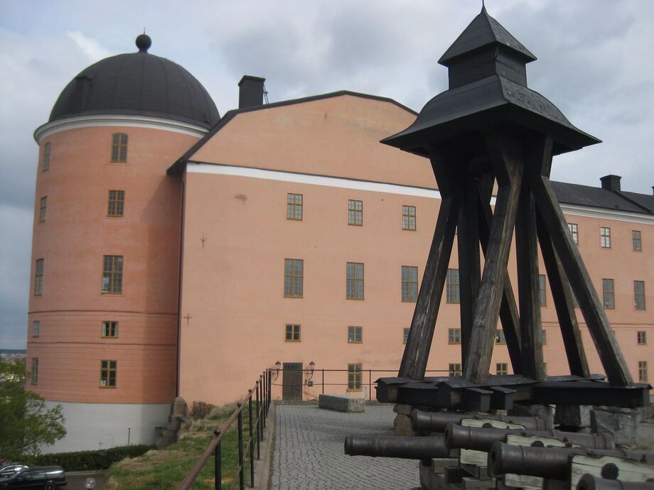 Uppsala slott med Gunillaklockan - Uppsala, Sverige - Ekkan2 - Reseguiden
