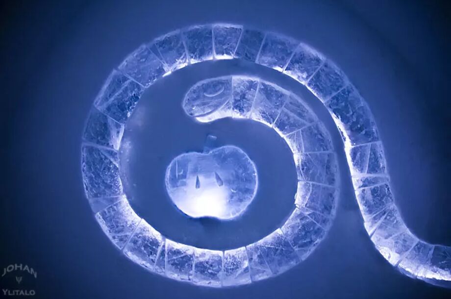 Ice snake - Jukkasjärvi, Lappland, Sverige - Nixxxon - Reseguiden
