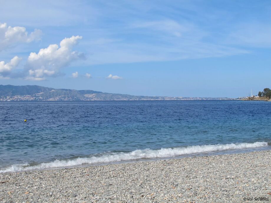 Messina sundet - Reggio di Calabria, Kalabrien, Italien - Sierra ...