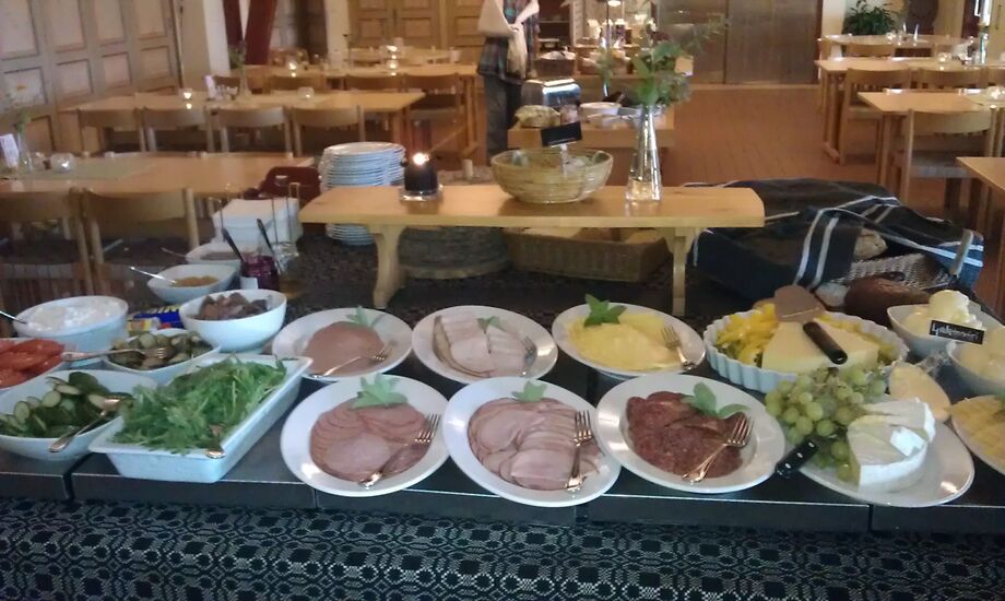 Hotellfrukost - Rättvik, Dalarna, Sverige - Peroerik - Reseguiden