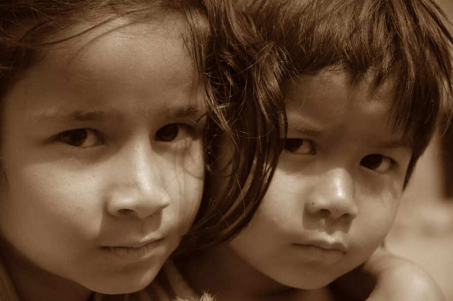 Glada Barn - Nepal - Pogge - Reseguiden