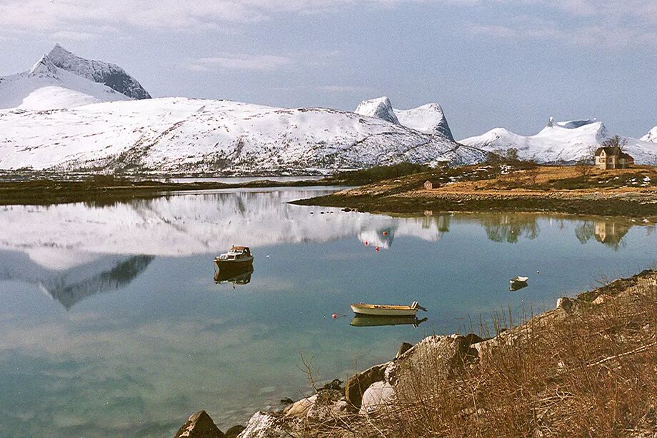 Efjord i Nordland - Norge - Karinlorvik - Reseguiden