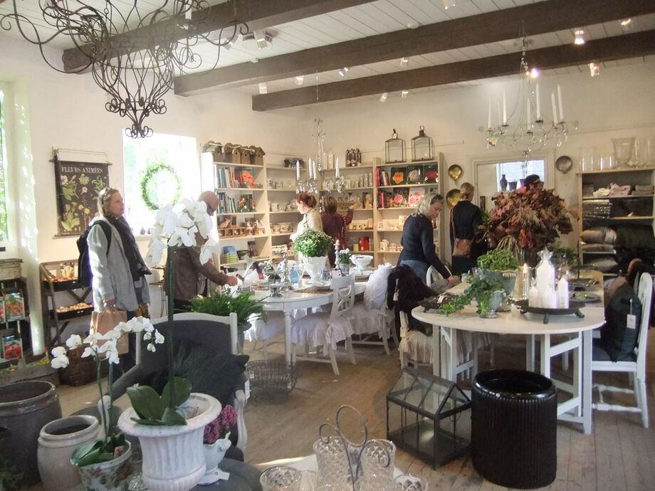 Vacker butik Flora Linnea. - Helsingborg, Skåne, Sverige - Gullsing ...