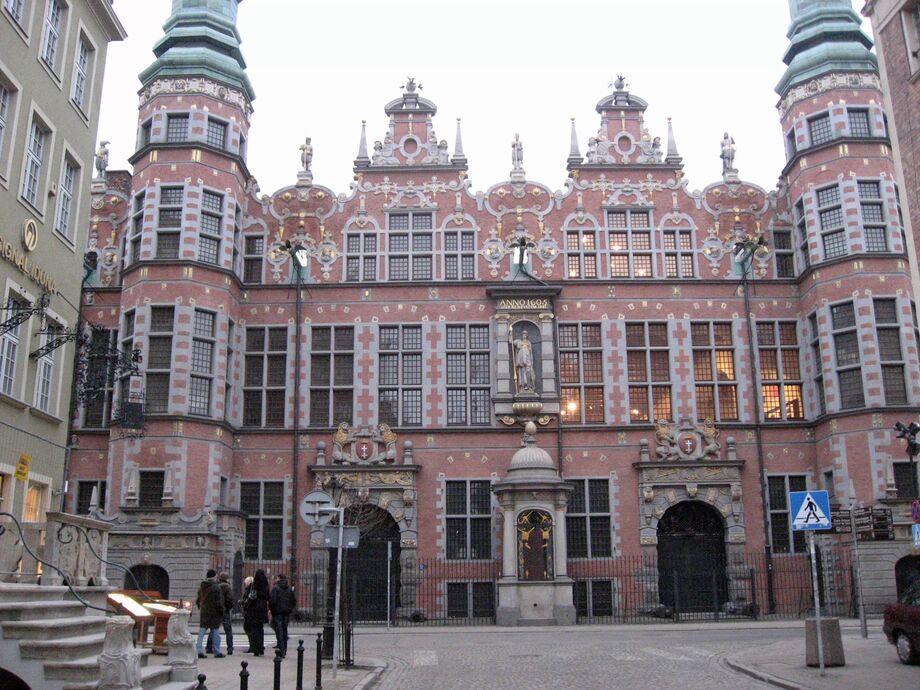 Fint hus i gamla stan - Gdansk, Polska Rivieran, Polen - Gbenskar ...