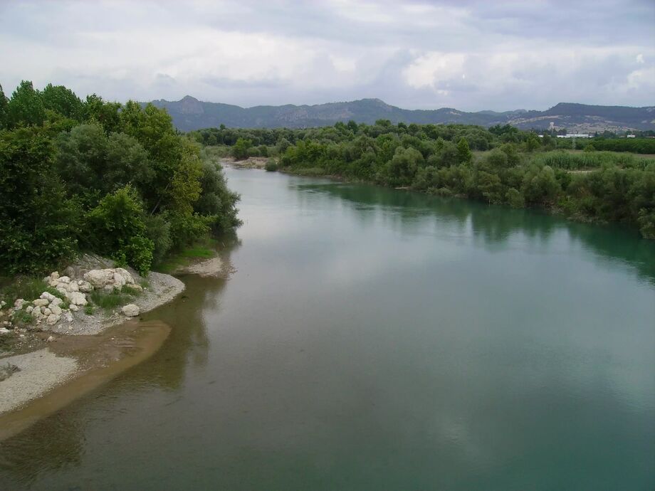 Flod - Alanya, Antalyakusten, Turkiet - Nikonian - Reseguiden