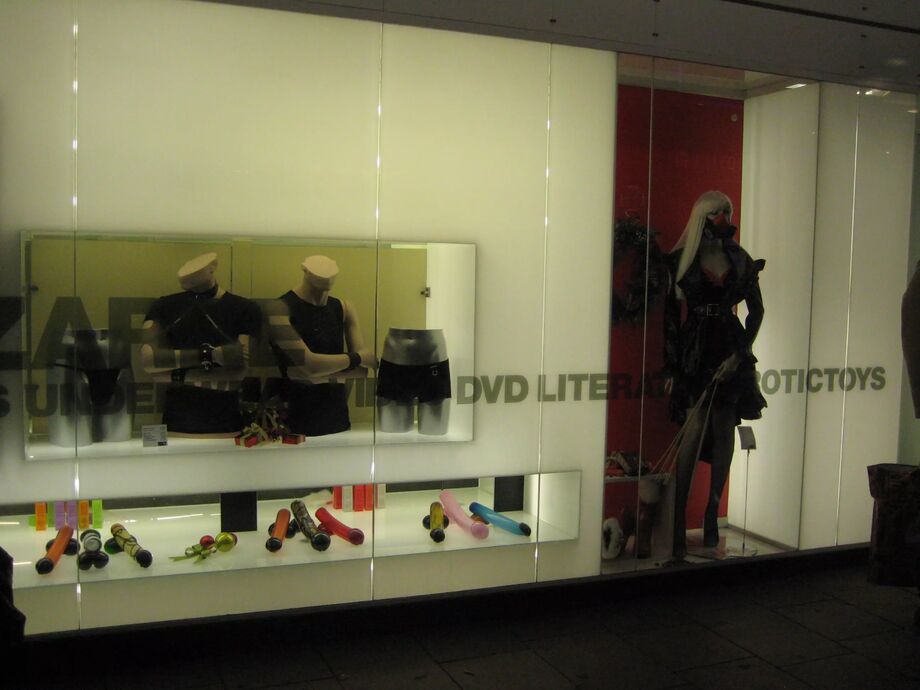 Shopping a lá Reeperbahn - Hamburg, Tyskland - Camen - Reseguiden