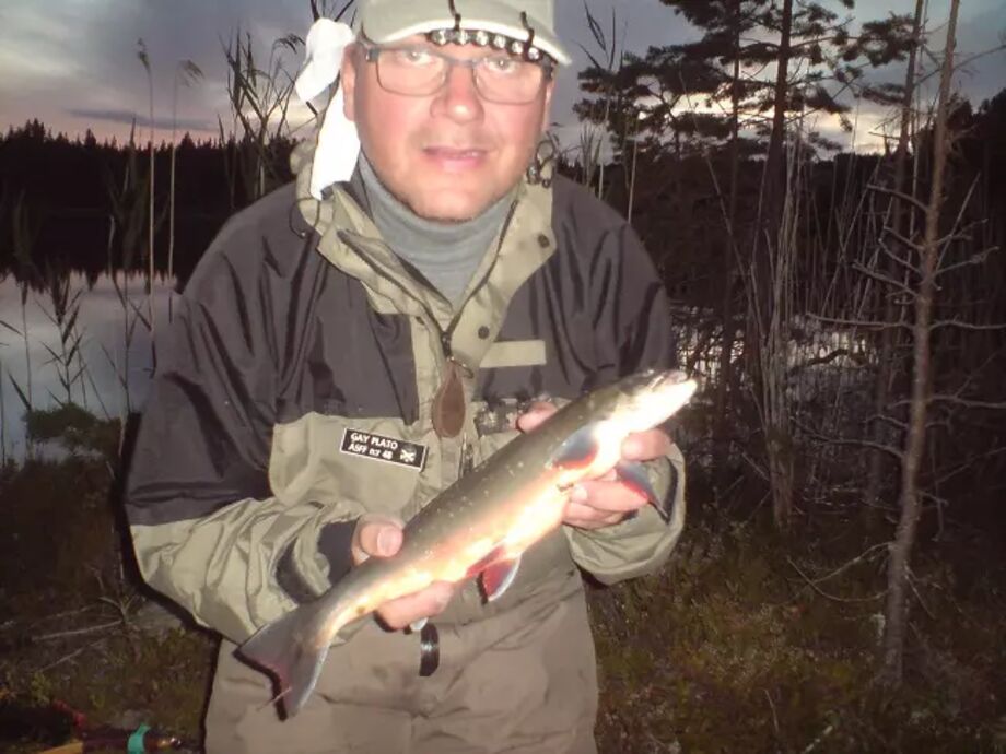 Röding i Per karlstjärn - Sverige - Ejler - Reseguiden