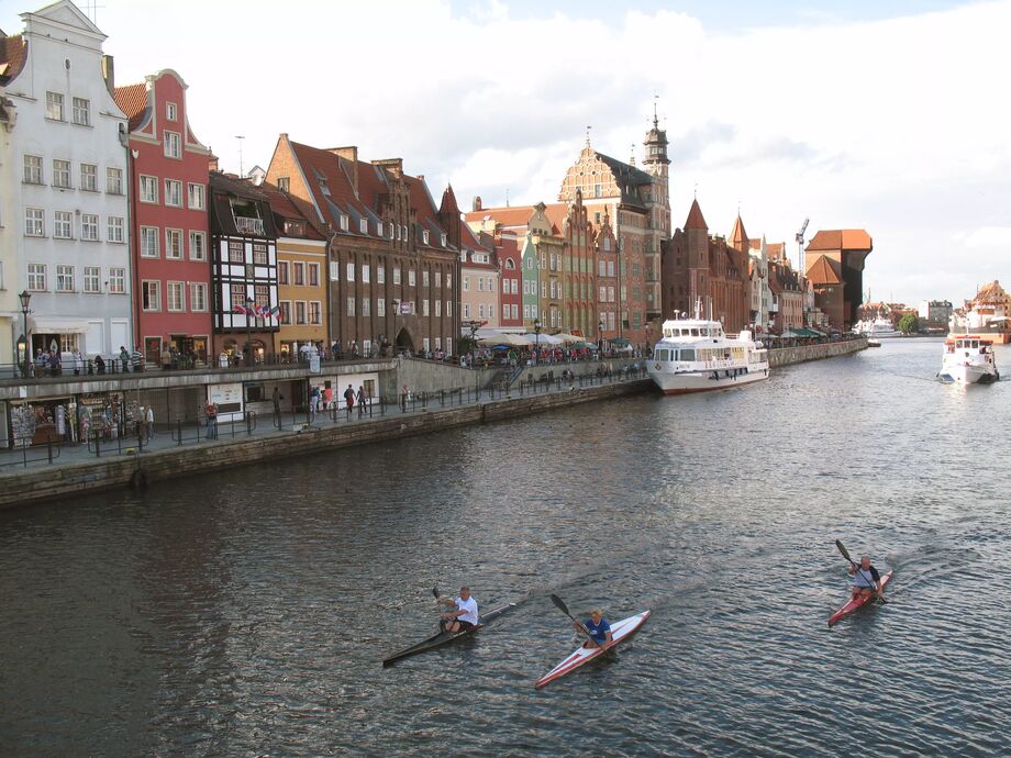 Kvarteren kring floden - Gdansk, Polska Rivieran, Polen - Peranders ...