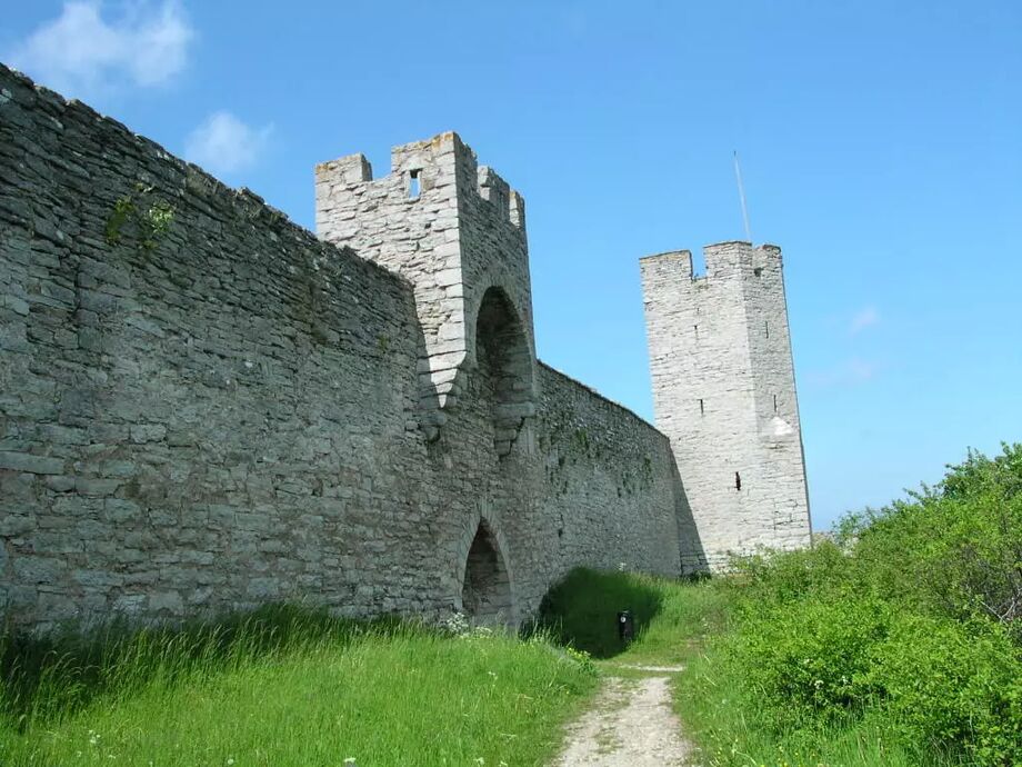 Visbys vackra ringmur - Visby, Gotland, Sverige - Dirigo - Reseguiden