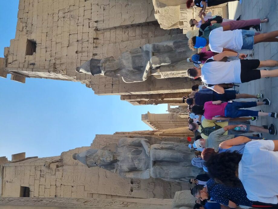 Luxor Temple. - Luxor, Luxor City, Luxor, Egypten - Gubbar_pa_drift ...